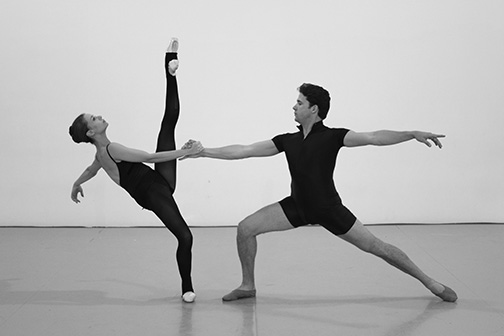 Book Review: Experiencing the Art of Pas de Deux