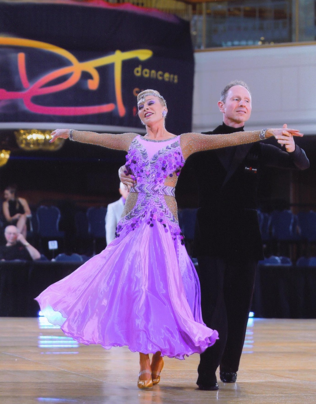 Darla Davies’ journey to ballroom dance champion after hip replacement ...